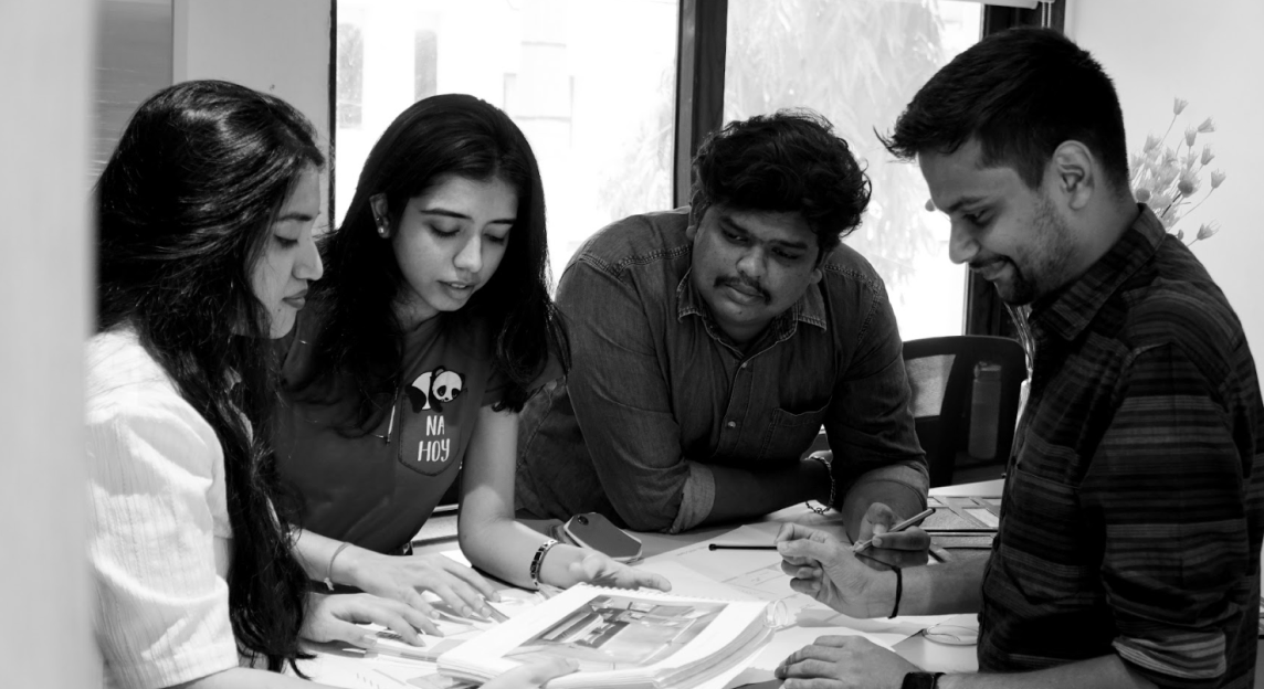 About Us – Feel&Bari